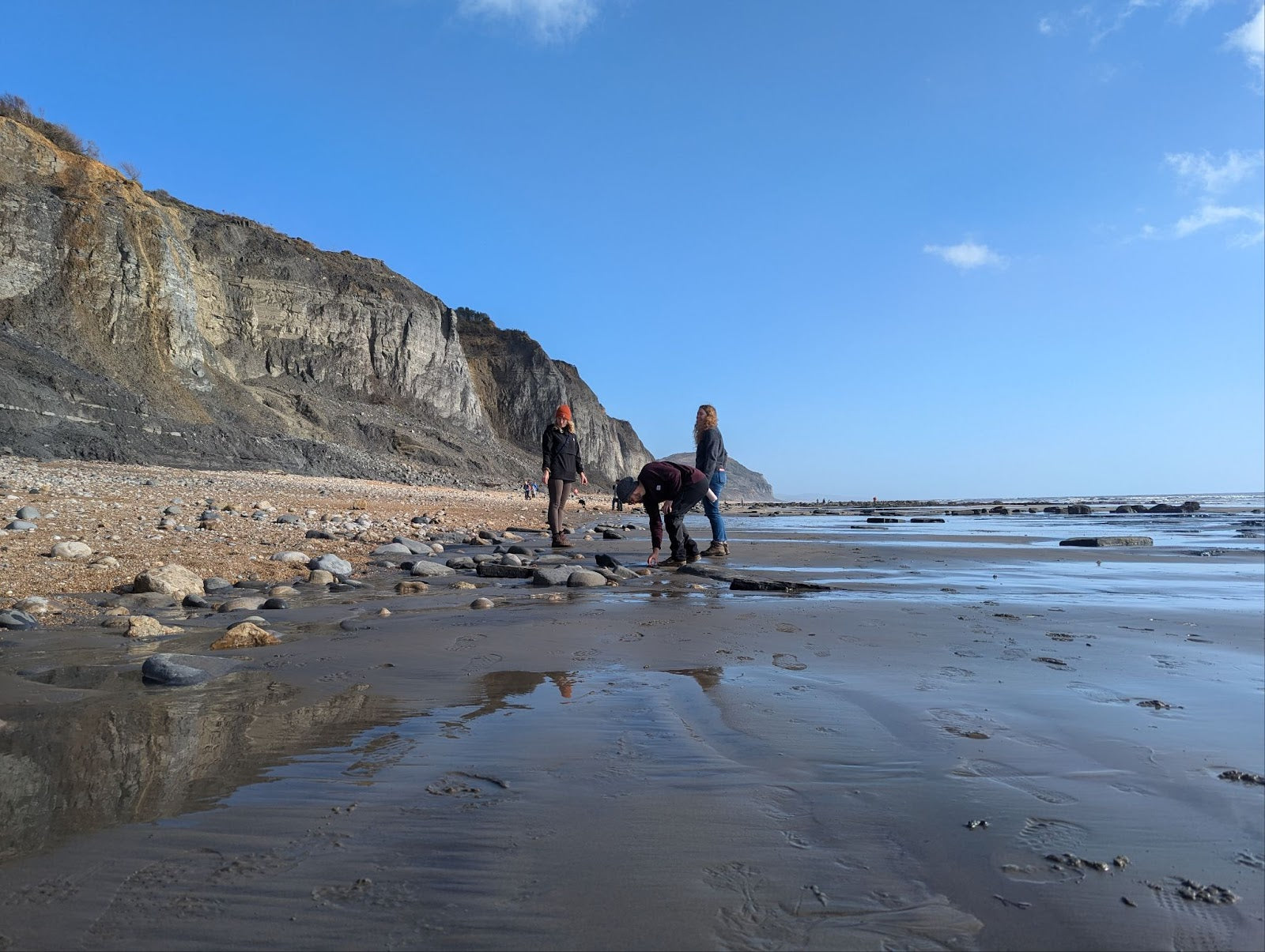 How to go fossil hunting on the Jurassic Coast! – My Urban Trail